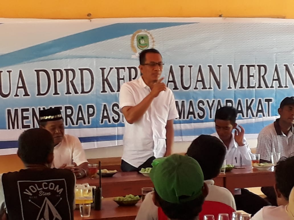 MERANTI - Ketua Dewan Perwakilan Rakyat Daerah (DPRD) Kepulauan Meranti ...