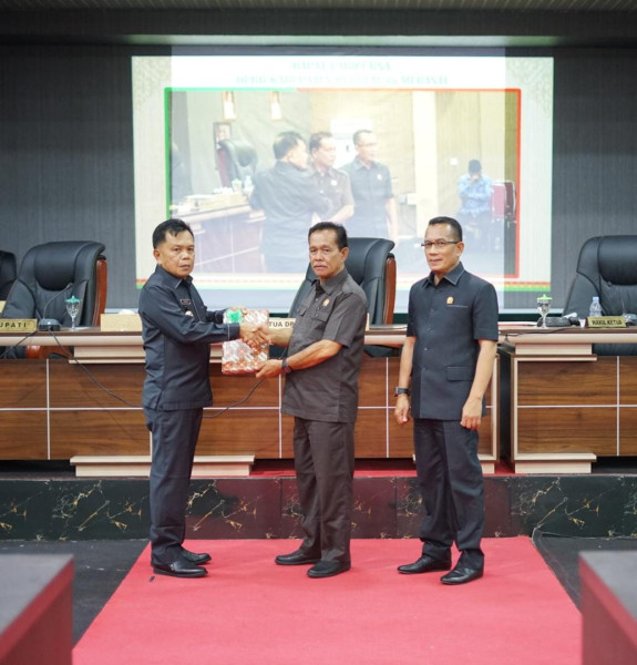 DPRD Gelar Paripurna Penyampaian Satu Ranperda inisiatif dan Lima Ranperda Usulan