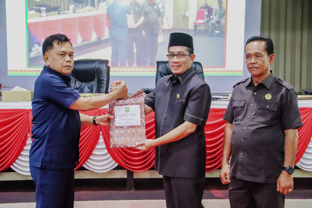 DPRD Meranti Gelar Paripurna Penyampaian Ranperda inisiatif dan Ranperda Usulan