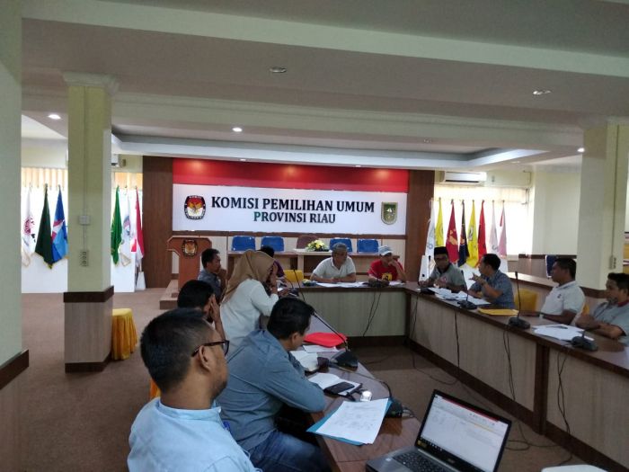 Selama Pemilu Serentak, Layanan Konsultasi KPU Riau Penuh