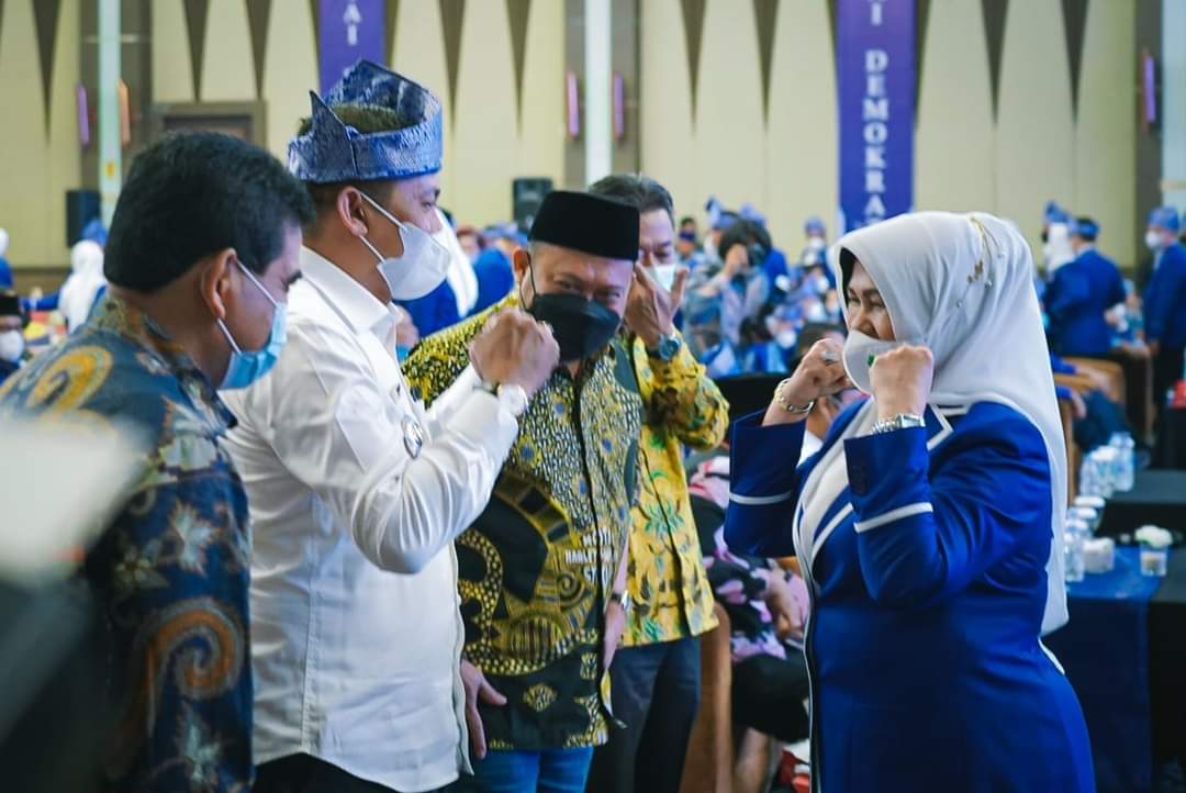 Bupati Meranti Hadiri Pelantikan Pengurus DPD Partai Demokrat Riau ...