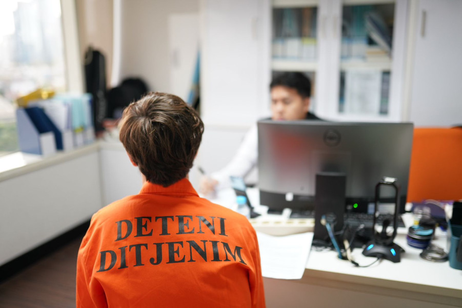 Ditjen Imigrasi Tangkap 16 Buron Interpol Selama 2024