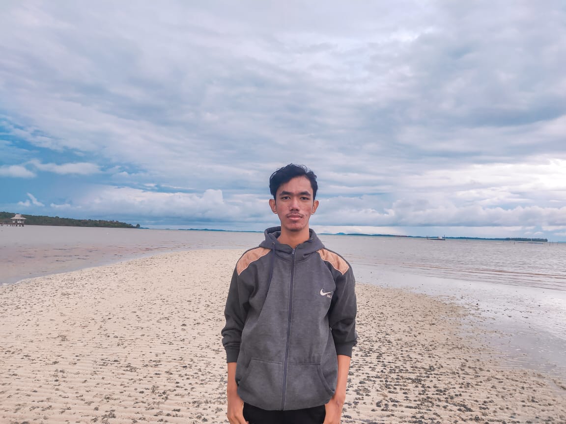 Mengenal Lebih Dekat Si Bintang Mengular (Ophiuroidea)